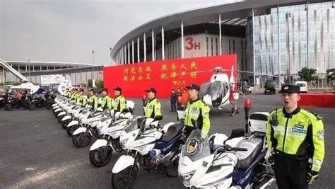 【骄傲】首届进博会外事联络官，有一位金山文化人冯昳妮