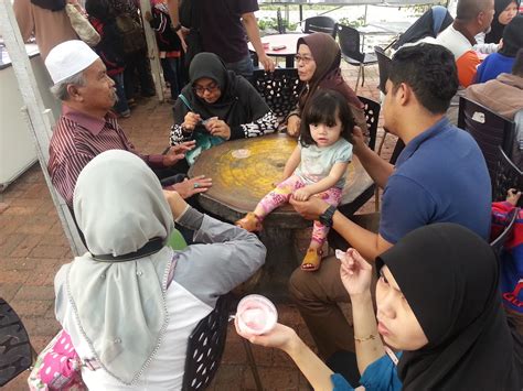 Shahs Travel Diary Cameron Highland Review Opah Strawberry