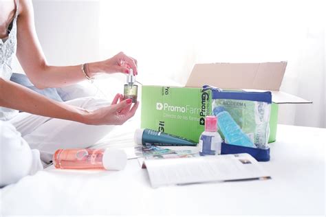 BLOG DE MODA Y LIFESTYLE POR QUÉ COMPRAR EN UNA FARMACIA ONLINE MIS IMPRESCINDIBLES