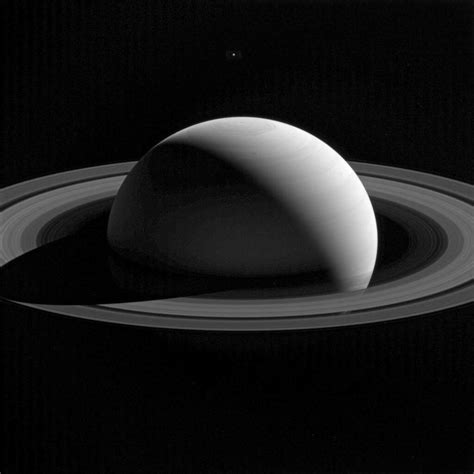 Cassini Spacecrafts Amazing Photos Of Saturn Rings And Moons