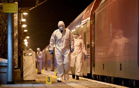 Stabbing On German Train Kills 2 Injures 7 Motive Remains Unknown