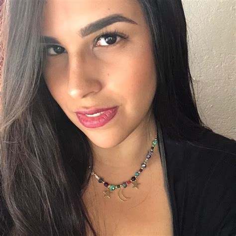 Daniela Arango Youtube