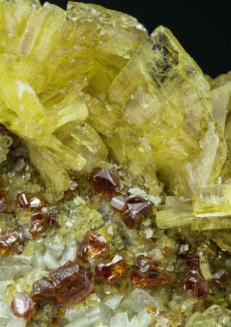 Baryte With Sphalerite And Dolomite Troya Mine Mutiloa Comarca
