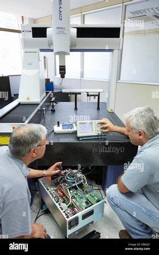 Compression Testing Machine Calibration At 7400 In Madurai ID 26764915588