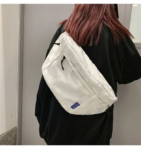 커플가방 스포츠 크로스백 대용량 가슴가방 캐주얼 바디백 슬링백 Nvibea2 티몬