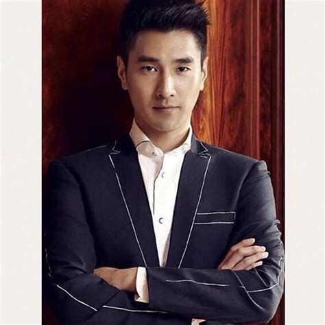 ปักพินโดย Yadira Rodriguez ใน Mark Zhao Bb