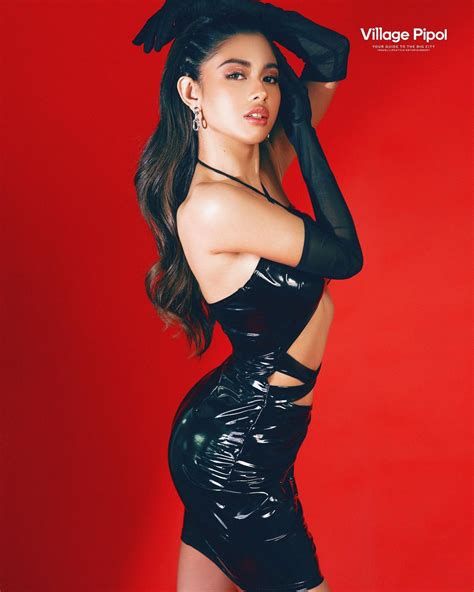 Alexa Miro R Celebsph