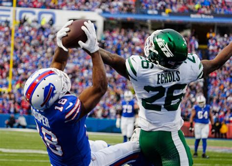 Amari Coopers Pivotal Free Agency Decision Looms With Denver Broncos