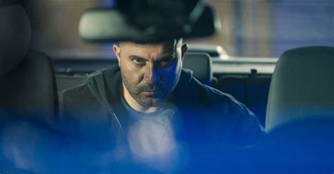 “hit And Run” A Série Que Chegou Ao Top Da Netflix E Que Ninguém