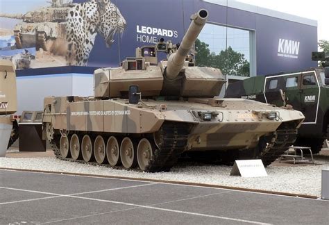 Warfare Technology First Leopard 2a7s Delivered To German Army