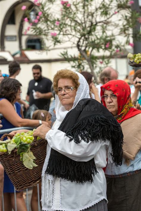 Madeira Wein Festival In Funchal Redaktionelles Stockfotografie Bild