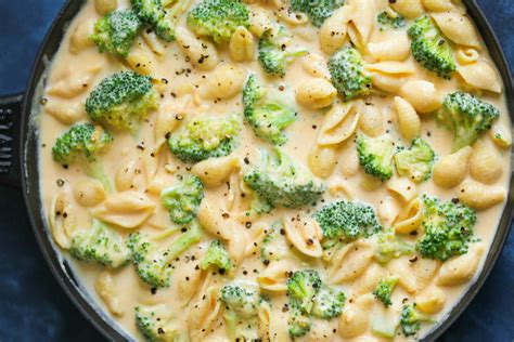 CREAMY BROCCOLI MAC ET FROMAGE