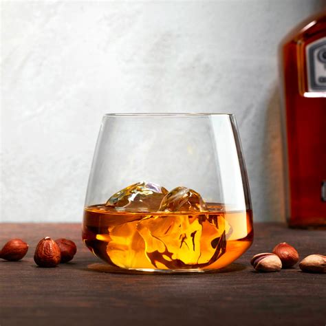 Whiskey Glassware Buy Whiskey Glasses Online In India The Bar Collective