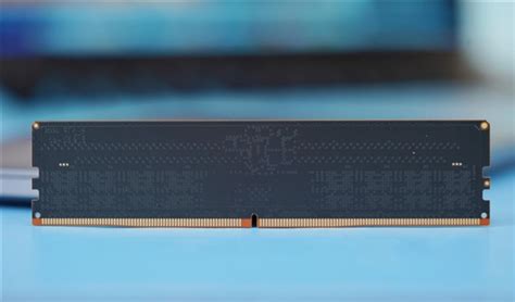 美光原厂颗粒！英睿达ddr5 5600 16gb×2内存图赏 快科技 科技改变未来