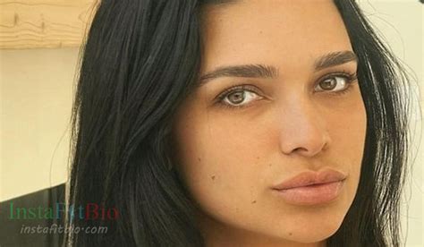April Love Bio Age Height Wiki 😍 Models Biography