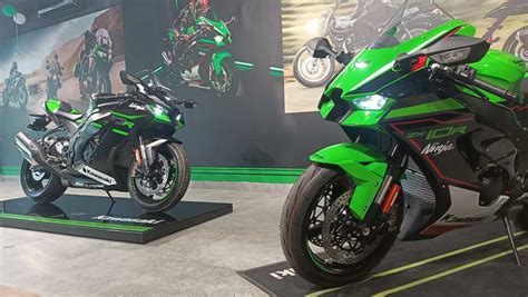 Kawasaki Showroom In Koregaon Parkpune Best Imported Motorcycle