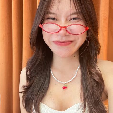 Xcro7 • Threads Say More