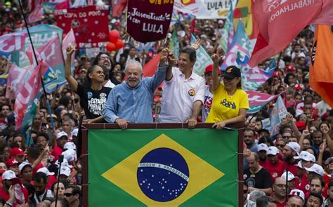 O anúncio dos primeiros ministros de Lula