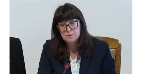 Здравната комисия заседава извънредно заради ръста на болни от коклюш На живо 24 Здраве