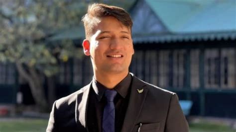 Success Story Meet Prateek Jain Who Cleared Upsc At Age 25 Studied