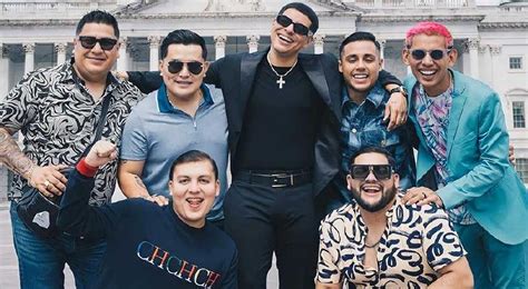 Grupo Firme Planea Sacar ¡una Serie Sobre Sus Giras Y Conciertos