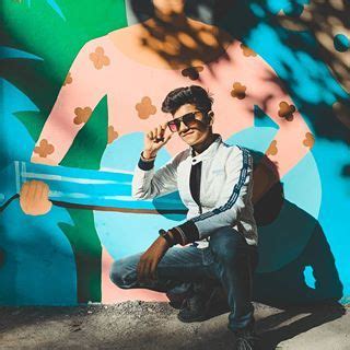 Pin On Tarun Kinra Poses My Crush Photo And Video