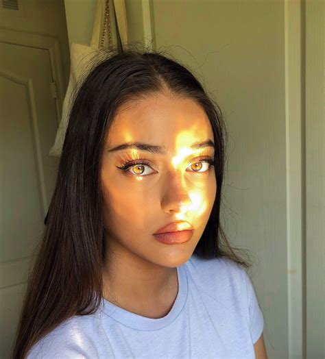 People With Hazel Eyes Are