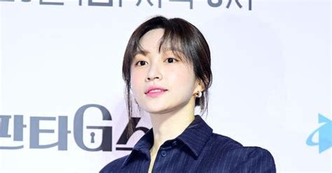 사진 안희연당당하게