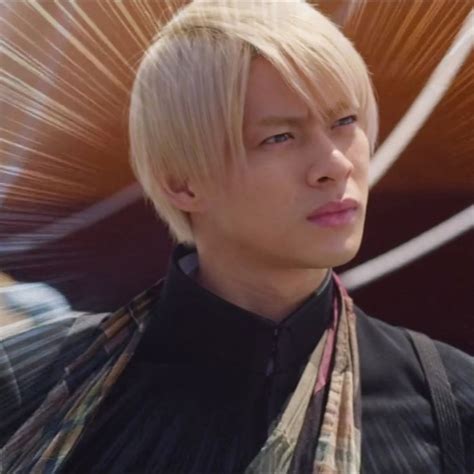 平野紫耀かぐや様 紫 平野紫耀 キンプリ 画像