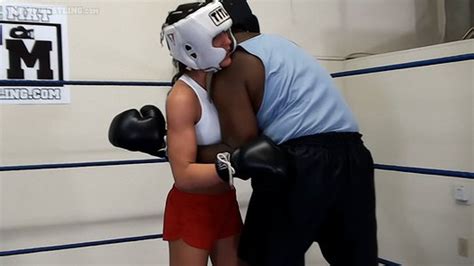 Hotstuff Hollie Mixed Sparring Vs Darrius Remastered Hit The Mat