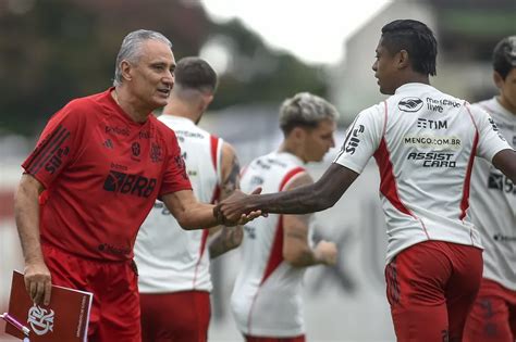Flamengo Prepara Anúncio De R 400 Milhões
