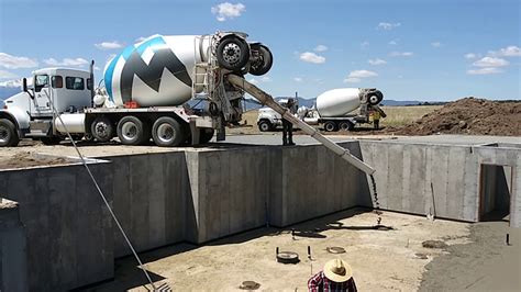 Basement Concrete Pouring 2nd Truck 05032019 Youtube