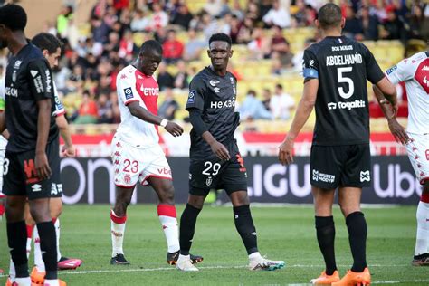 Balogun Bouscule Monaco Et Offre Un 19e Match Sans Défaite à Reims
