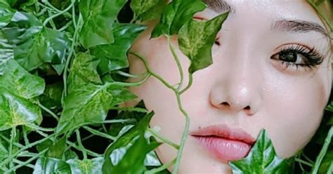 덩굴 윤곽성형 홍선영 청초미 가득한 화보 금손 작가는 홍진영