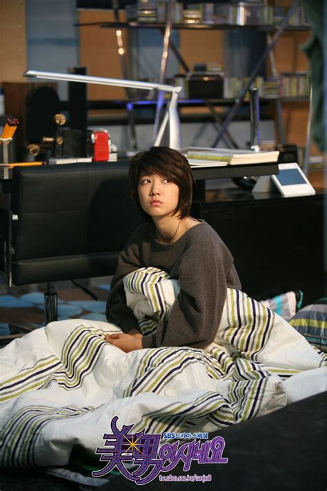 Potret Transformasi Karakter Park Shin Hye Sebagai Lead Female Jadi