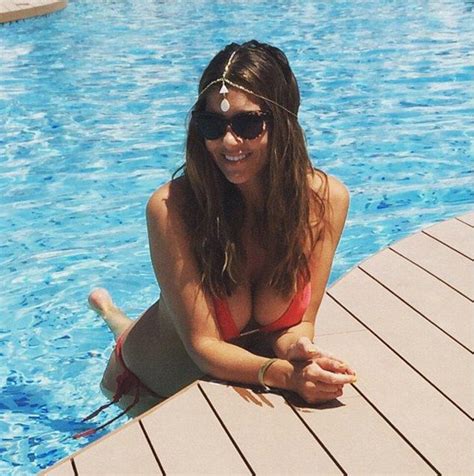 Pregnant Imogen Thomas Shows Off Her Curves On Holiday Revealing