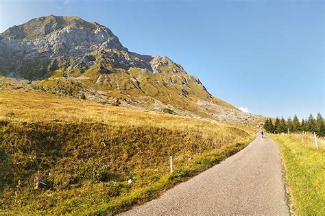 Lumières du monde Blog Col de lArpettaz à vélo