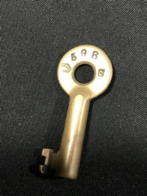 Lot 74 Wny And Prr Padlock Key Western New York And Pennsylvania Railroad The Lodge Auction House