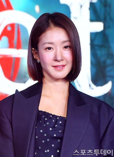 St포토 이시영 달라진 얼굴