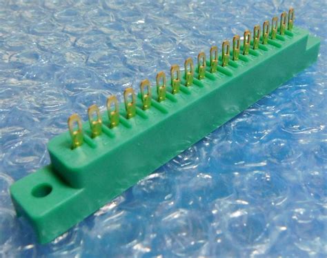 Yahoo!オークション - KEL 3305-018-011 カードエッジ・コネクタ (4mm...