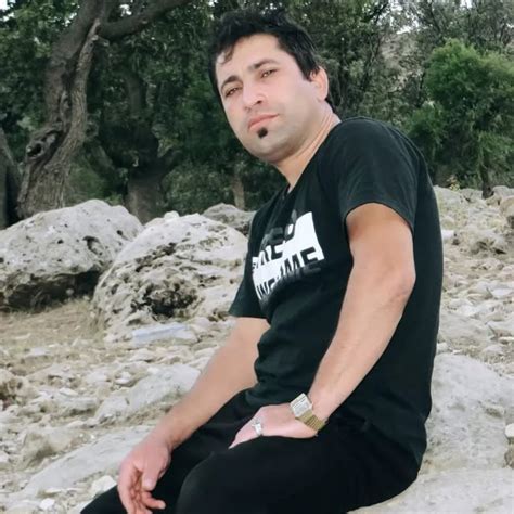 A R E F Arefkurd1984 • Threads Say More A R E F Arefkurd1984 • Threads Say More