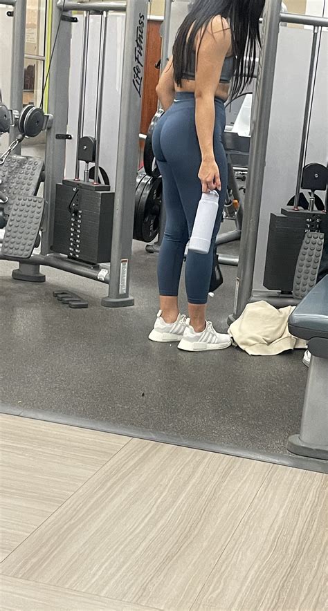 Hot Gym Girl With Fat Ass My First Capture Spandex Leggings And Yoga Pants Forum