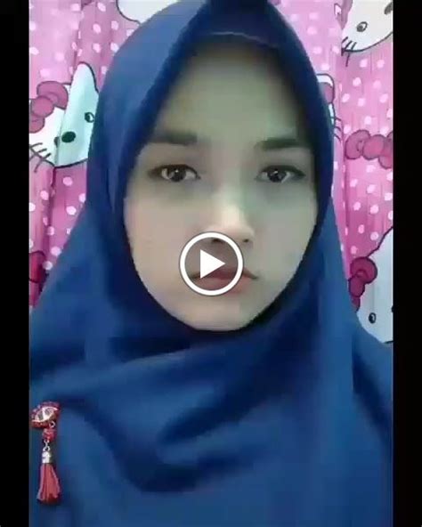 Beautiful Hijaber Girl Funniest Videos Cewek Kuota In 2020 Girl Humor Funny Gif Beautiful