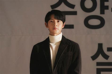 Song Joong Ki In Talks To Return To The Small Screen With Run On