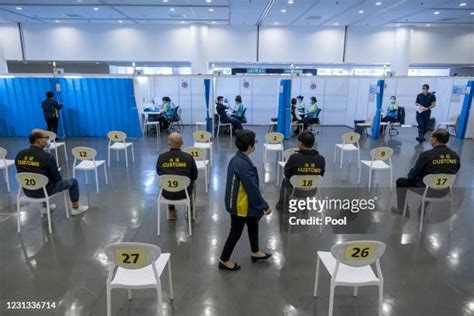 Hong Kong Vaccination Photos And Premium High Res Pictures Getty Images