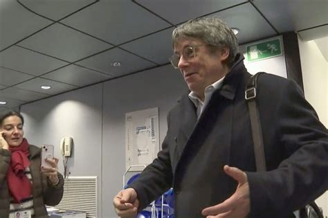 La Fiscalía Pide Al Supremo Amnistiar El Procés Y Retirar La Orden De