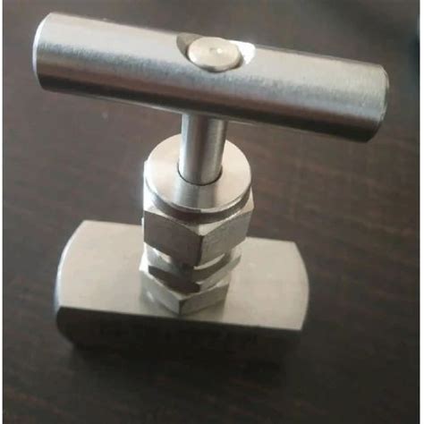 Stainless Steel Valves at piece कपरसन फटग in Pune ID