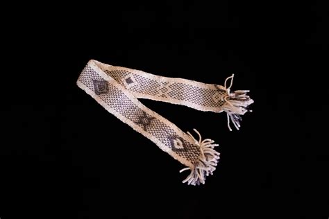 Trarilonko Ancho Blanco Y Gris Instalación De Mercados Patrimoniales En Biobío