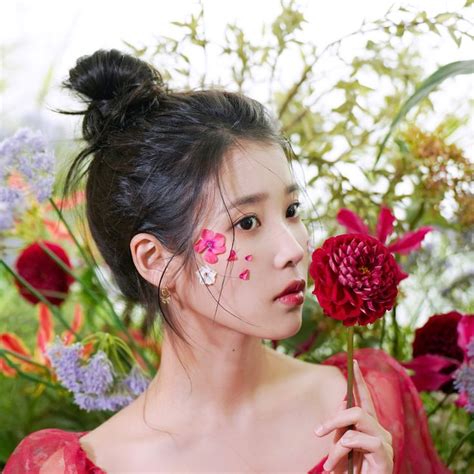 Pin By Dokxla On IU Photo Calendar Korean Picture Iu Hair
