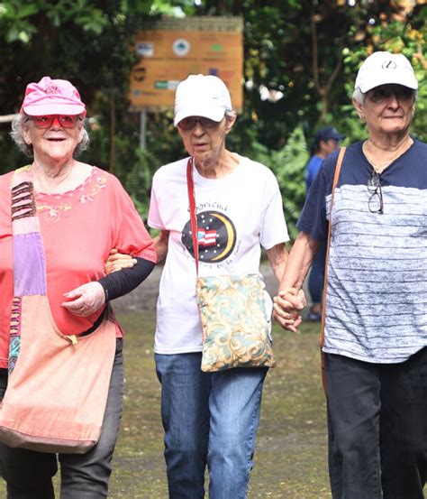Soledad y aislamiento social en Puerto Rico Un llamado a la acción en 2025